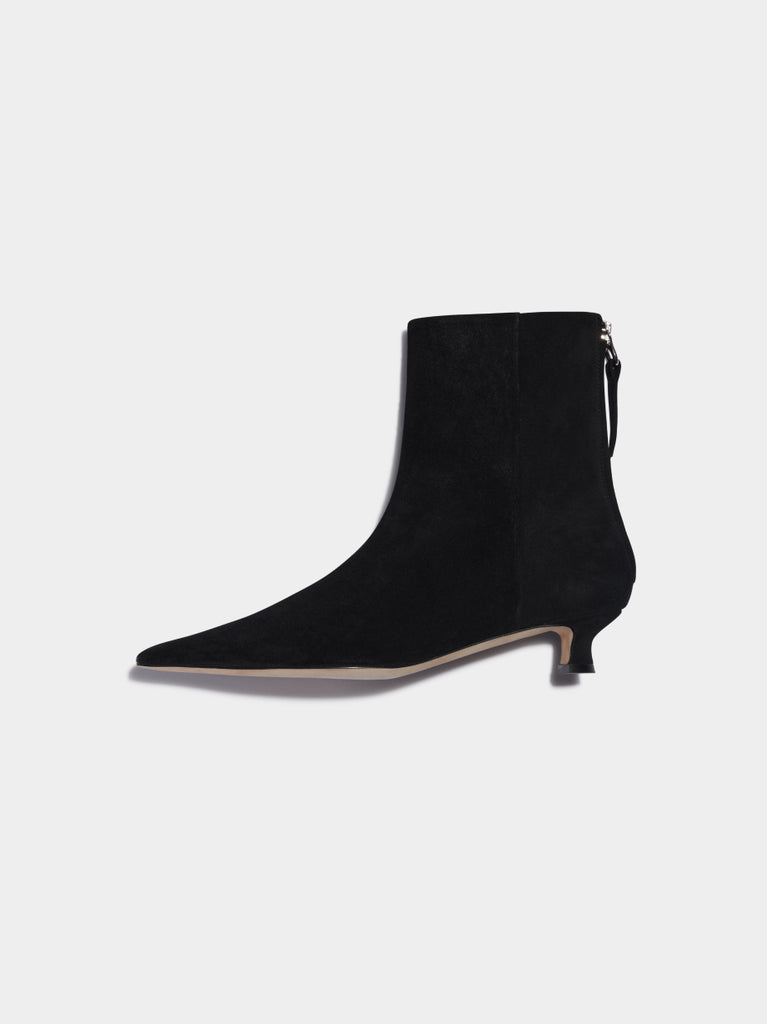 Aeyde — Berlin based footwear and accessories house