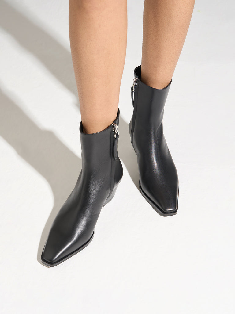 Baba Leather Ankle Boots | Black Calf