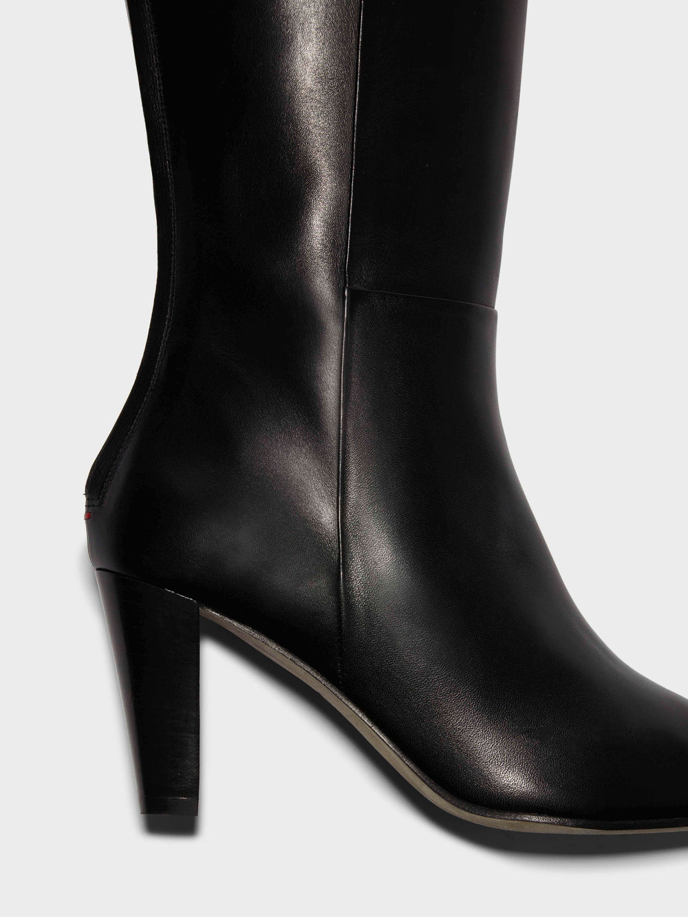 Aeyde — Berlin based footwear and accessories house