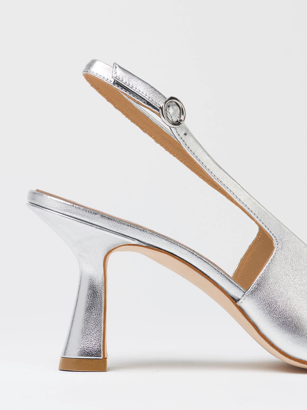 Aeyde | FERNANDA Silver Pump