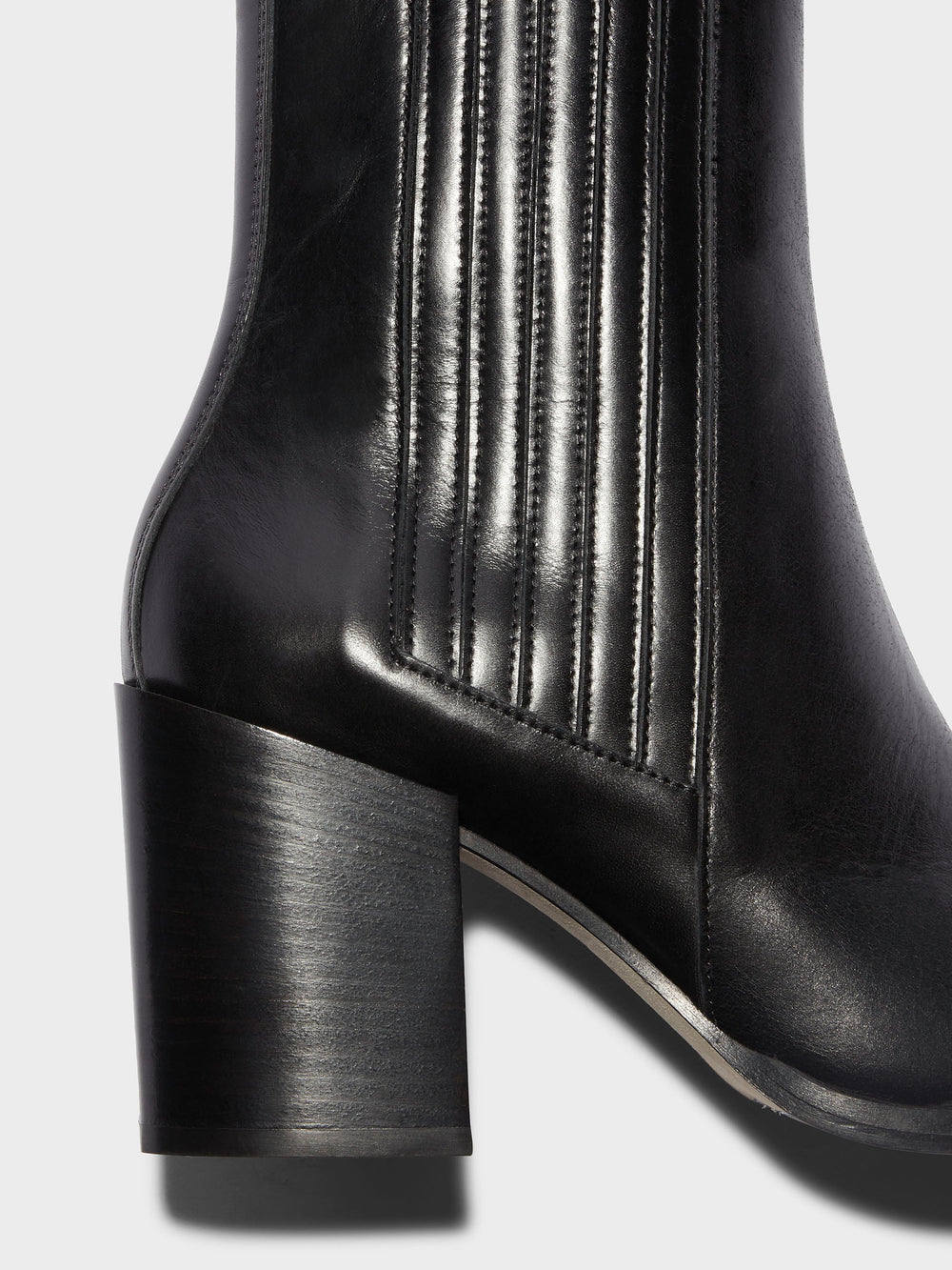 Aeyde — Berlin based footwear and accessories house