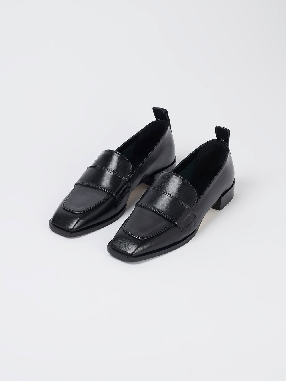 Loafers – Aeyde