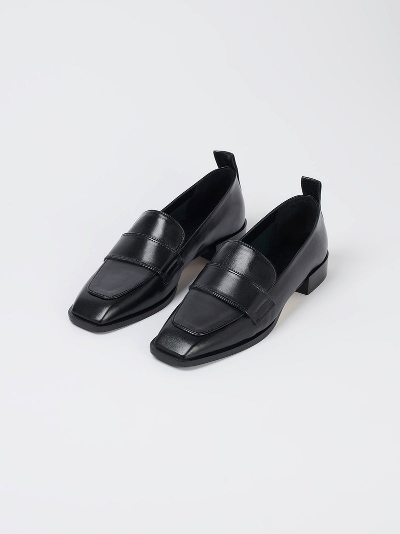 Loafers – Aeyde